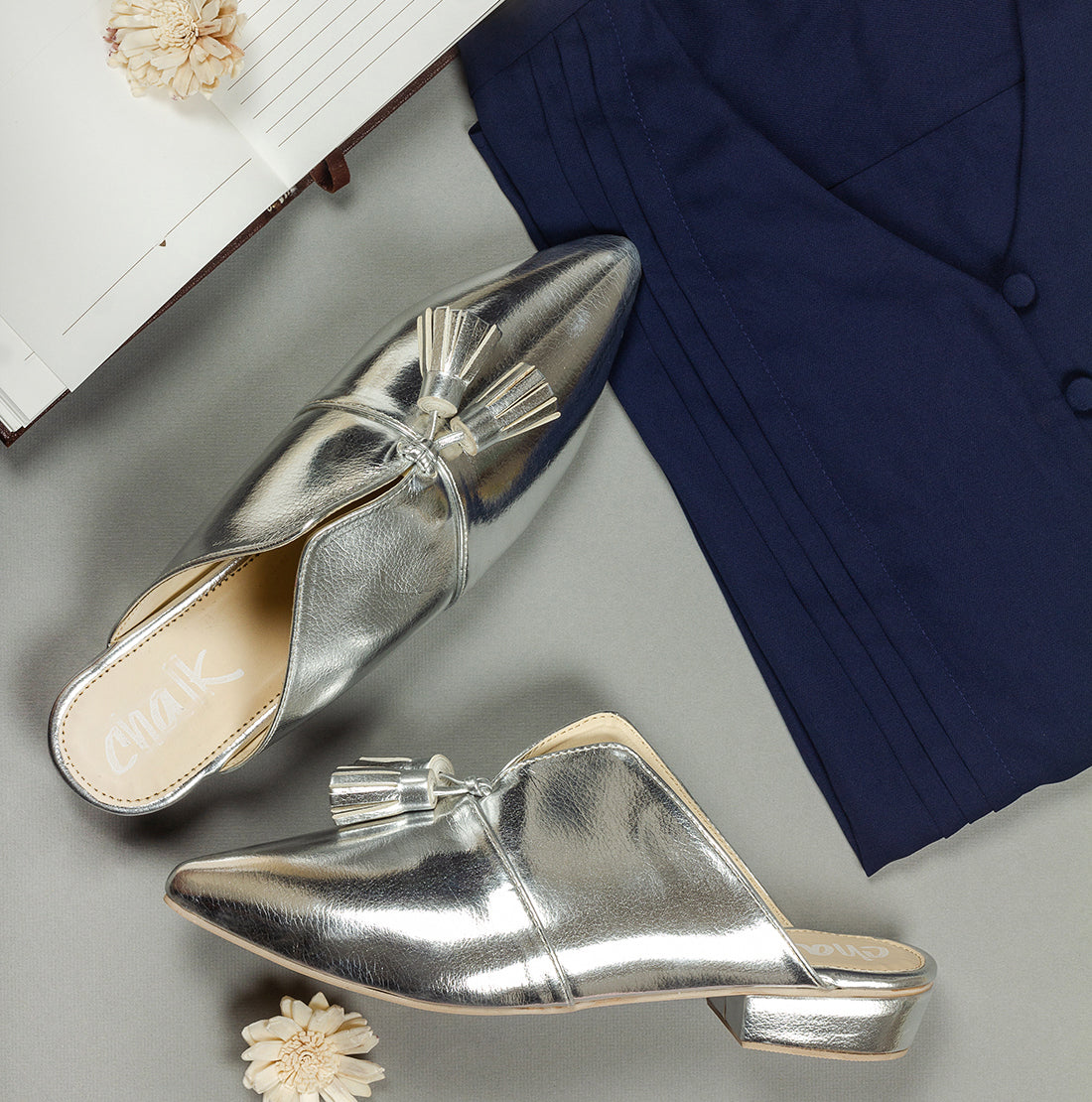 Sliders & Ballet Flats – Chalk Studio